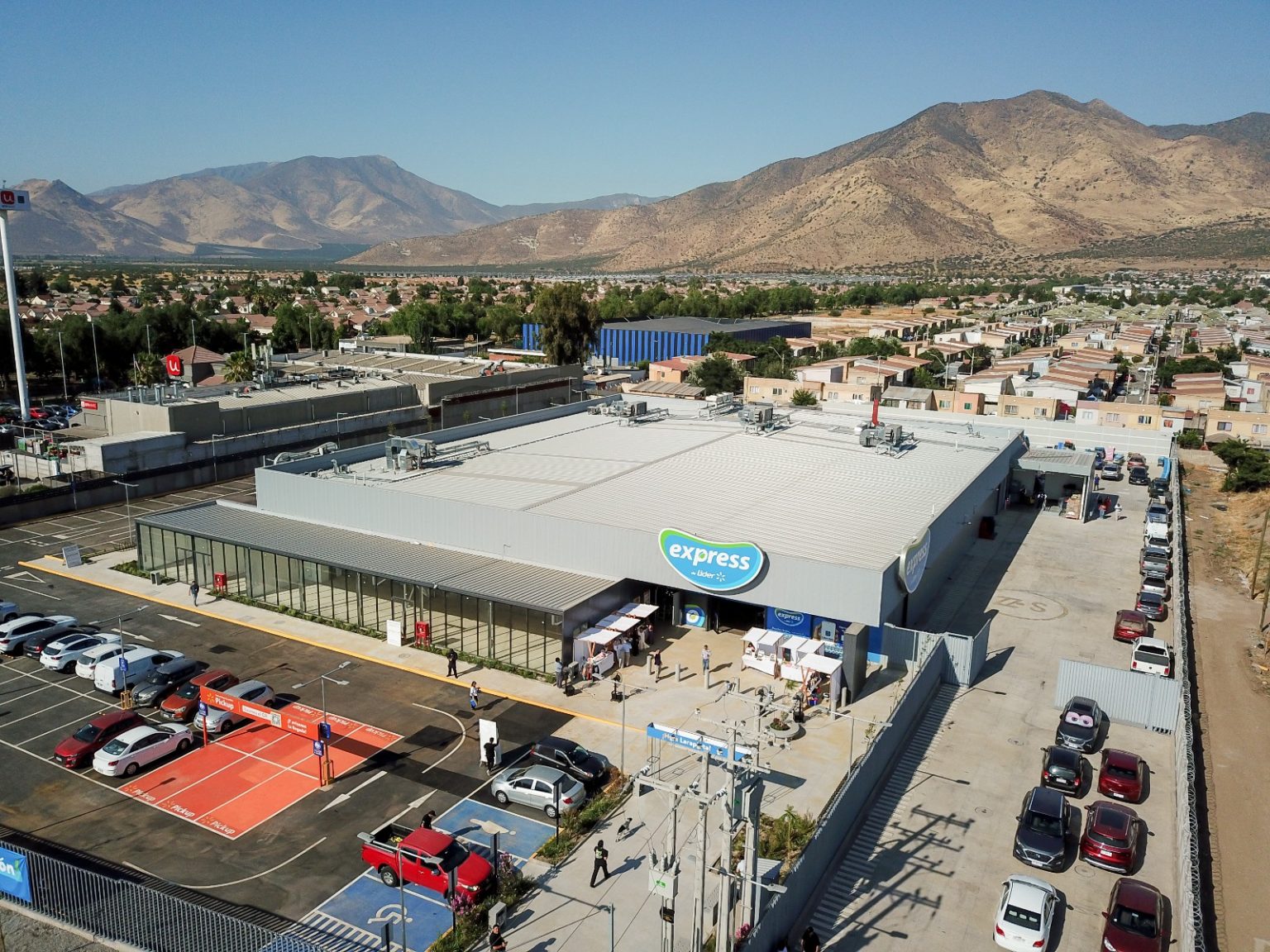 Walmart Chile cierra el año con cinco locales inaugurados dentro de su ...